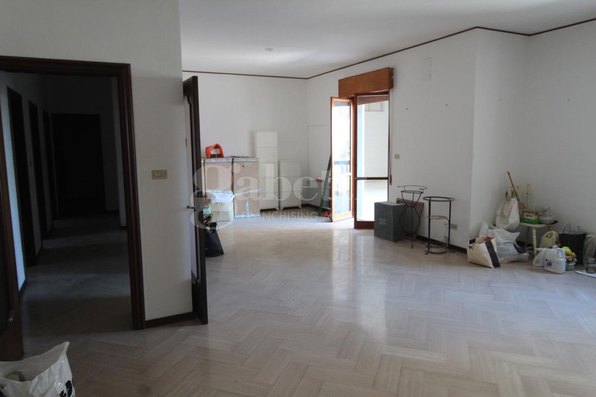 Appartamento in vendita a Trani