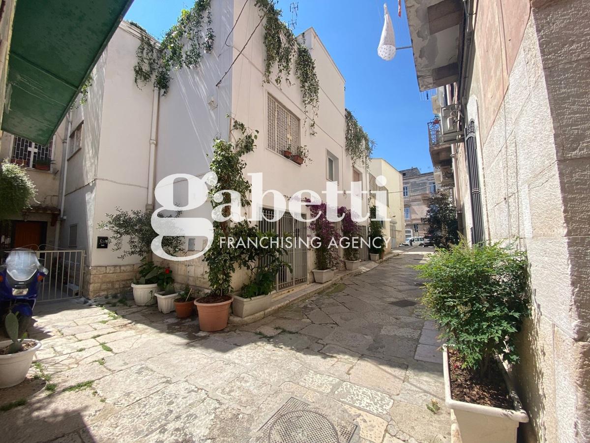 Palazzo in vendita a Trani
