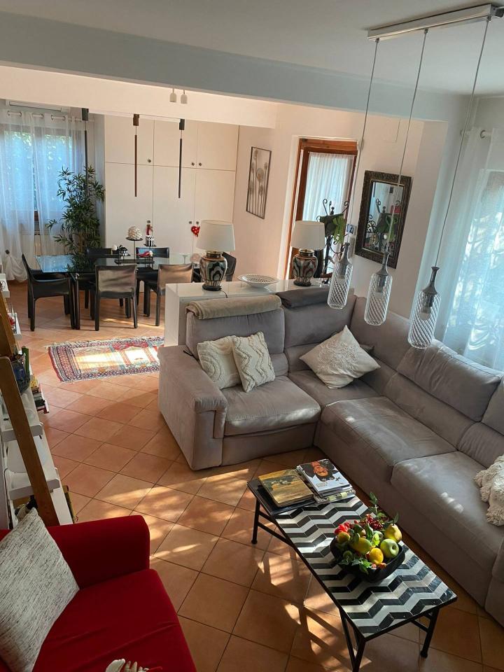 Villa in vendita a Montignoso