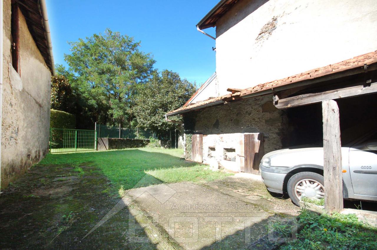 Casa indipendente in vendita a Mergozzo