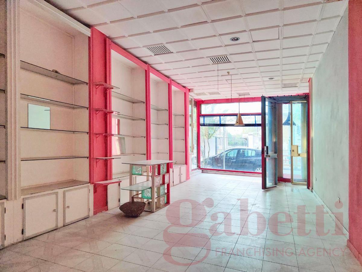 Negozio in vendita a Amorosi