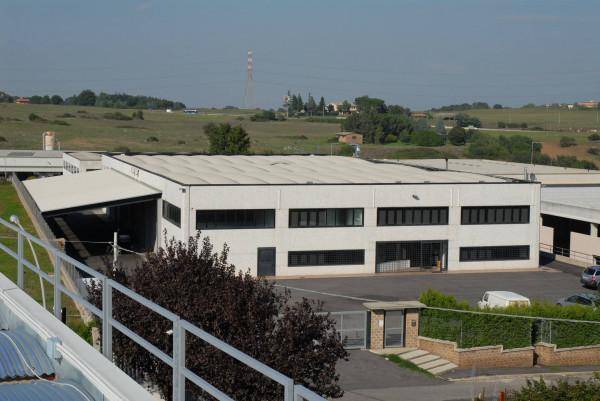 Capannone in vendita a Nepi