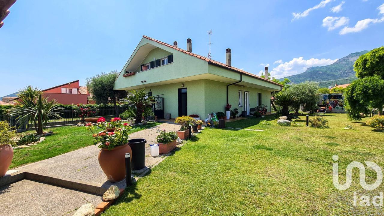 Appartamento in vendita a Loano