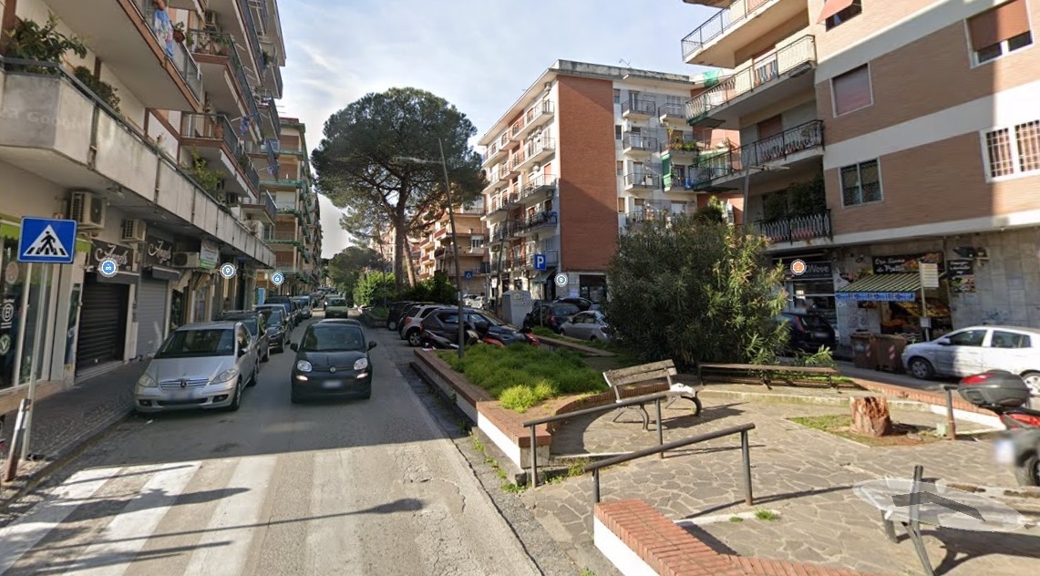 Tabaccheria in vendita a Napoli