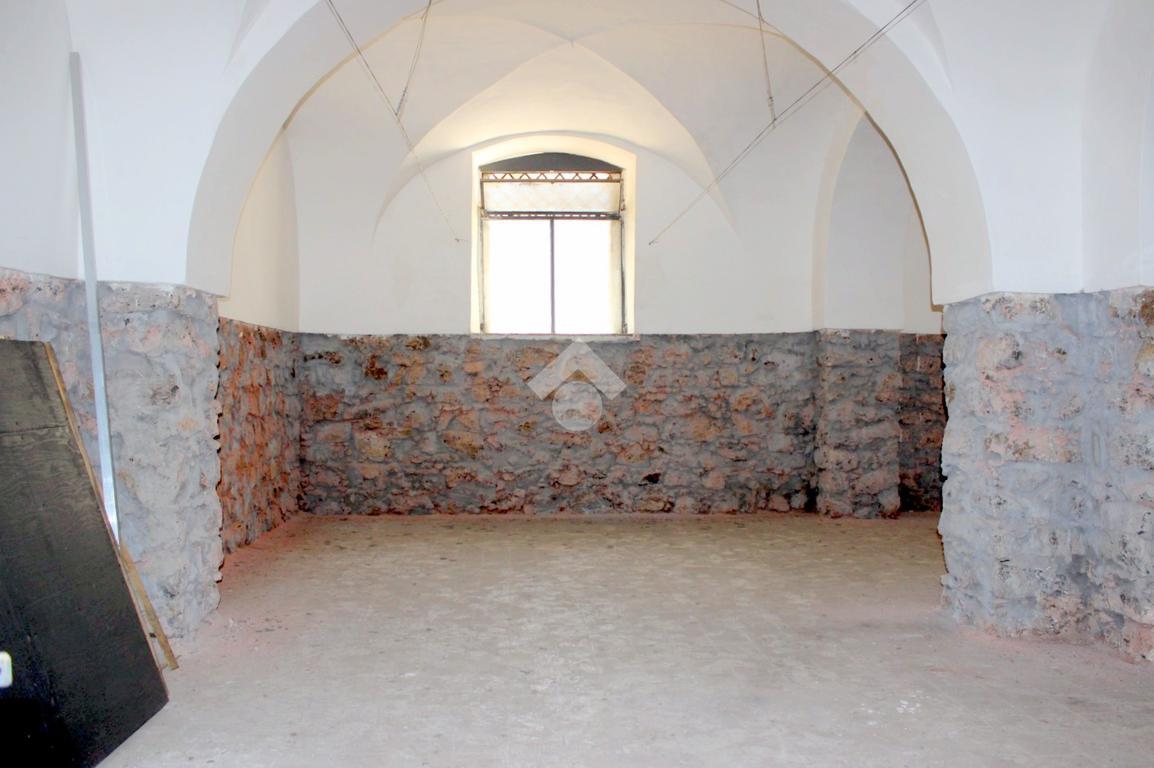 Magazzino in vendita a Catania