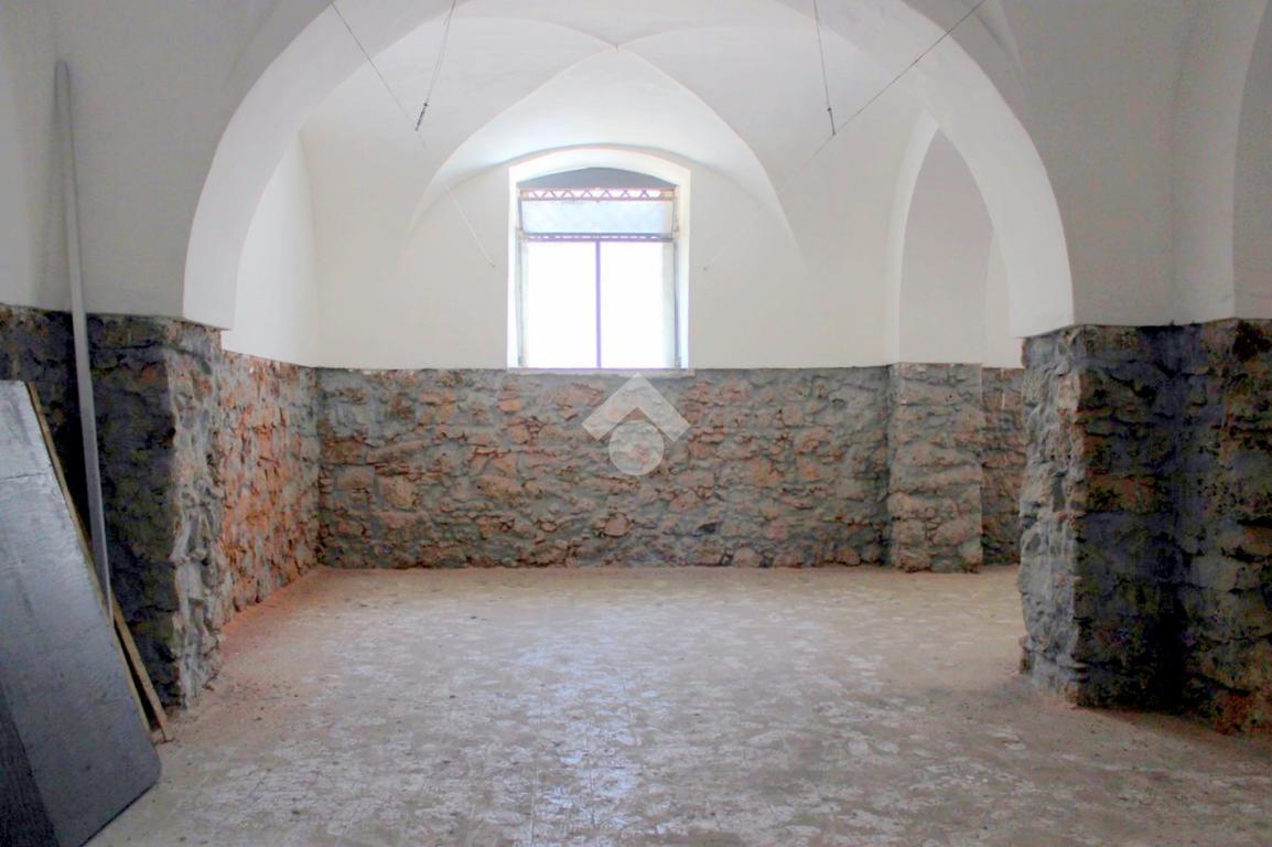 Magazzino in affitto a Catania