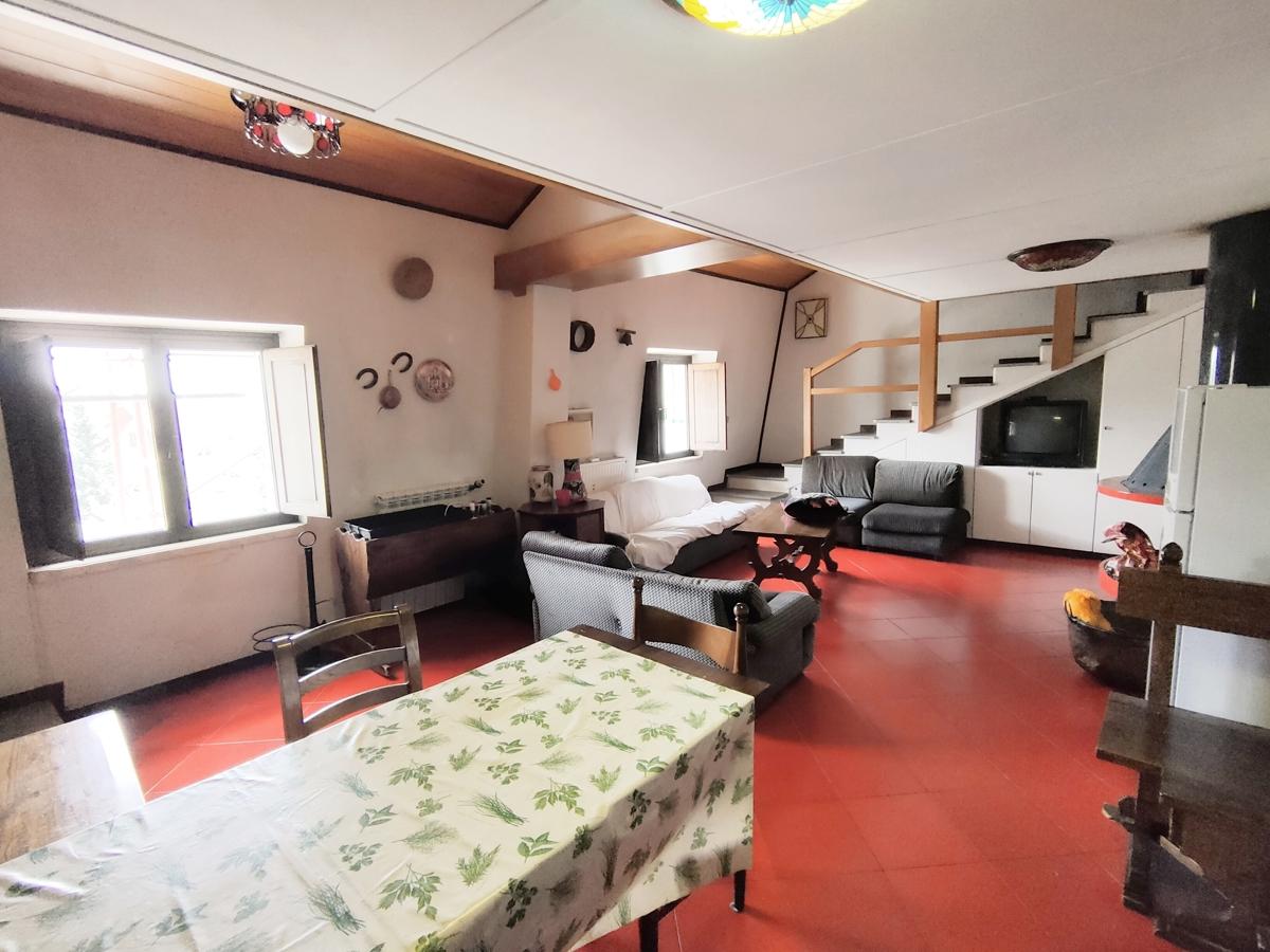 Appartamento in vendita a Rocca Di Mezzo