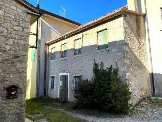 Porzione di casa in vendita a Follina