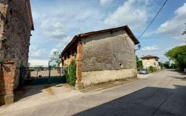 Magazzino in vendita a Santa Maria La Longa