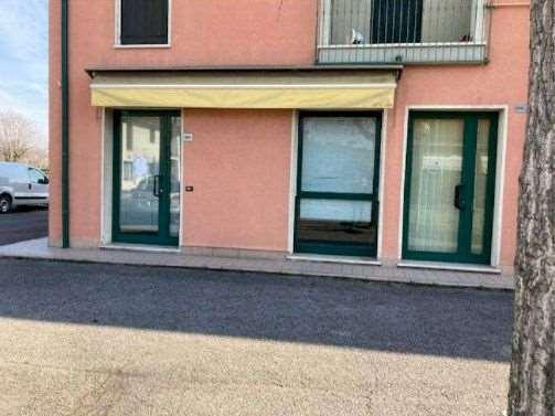 Negozio in vendita a Resana