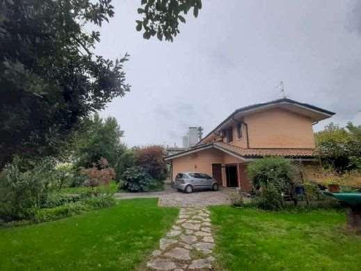 Villa bifamiliare in vendita a Treviso