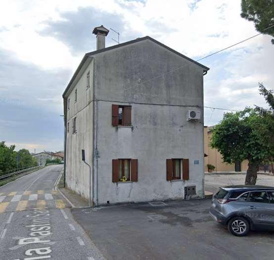 Porzione di casa in vendita a Conegliano