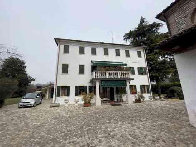 Casa indipendente in vendita a Giavera Del Montello