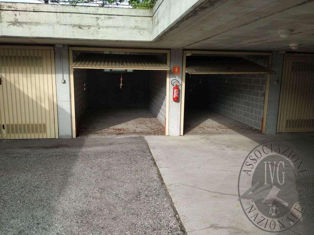 Garage - Posto auto in vendita a Tarcento
