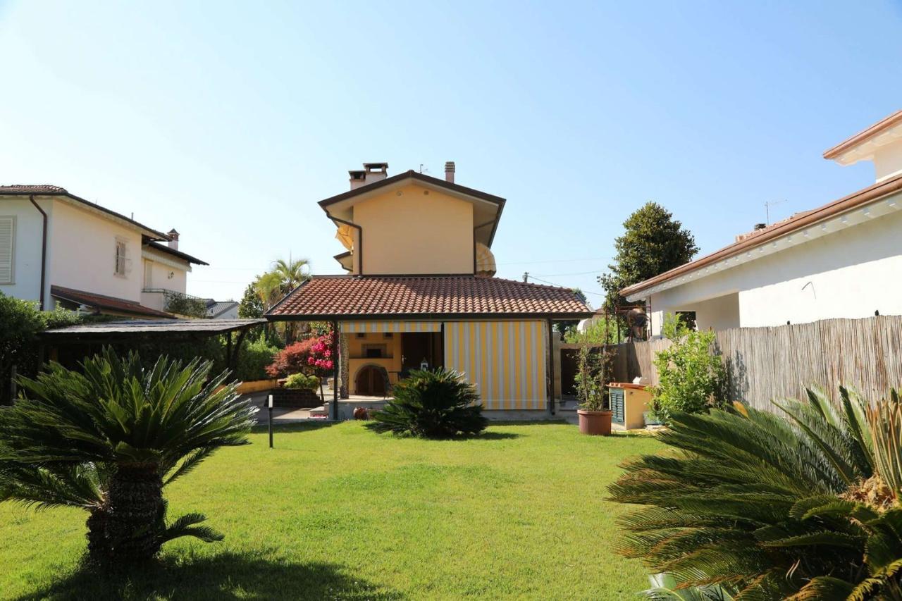 Villa in vendita a Forte Dei Marmi