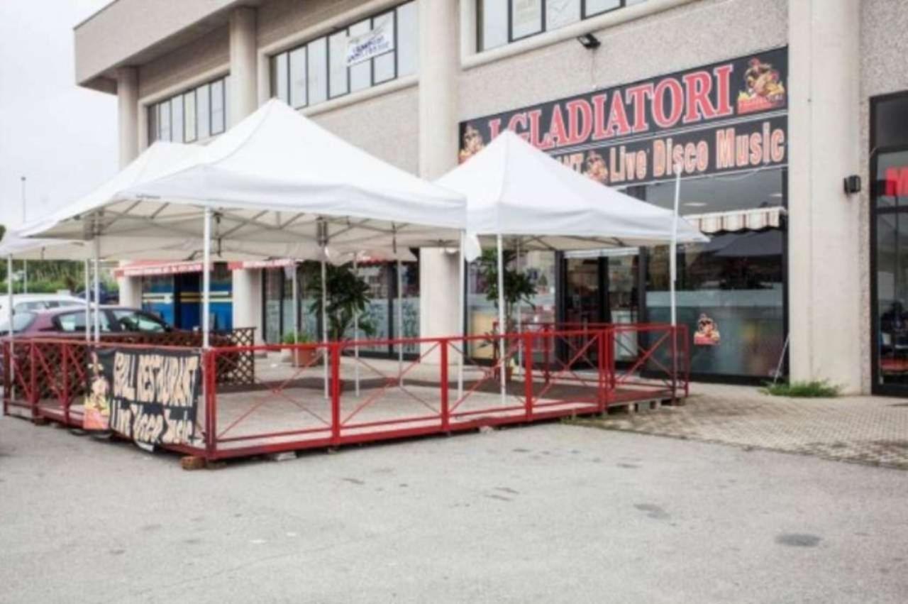 Capannone in vendita a Roletto