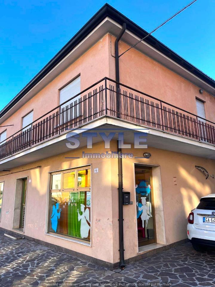 Negozio in vendita a Santa Maria Di Sala