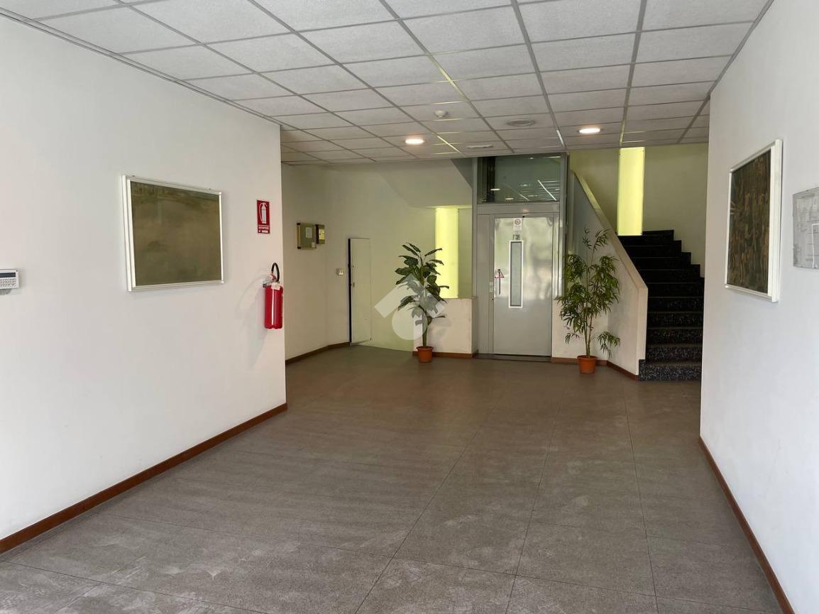 Ufficio in affitto a Rosta