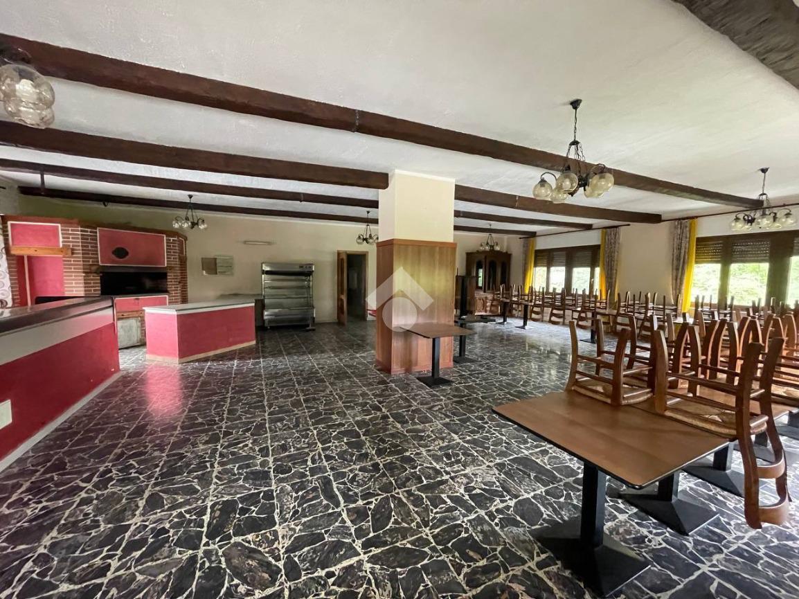 Negozio in vendita a Bussoleno