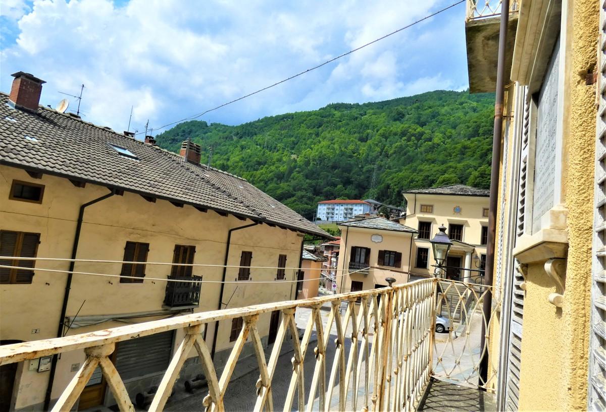 Appartamento in vendita a Perrero