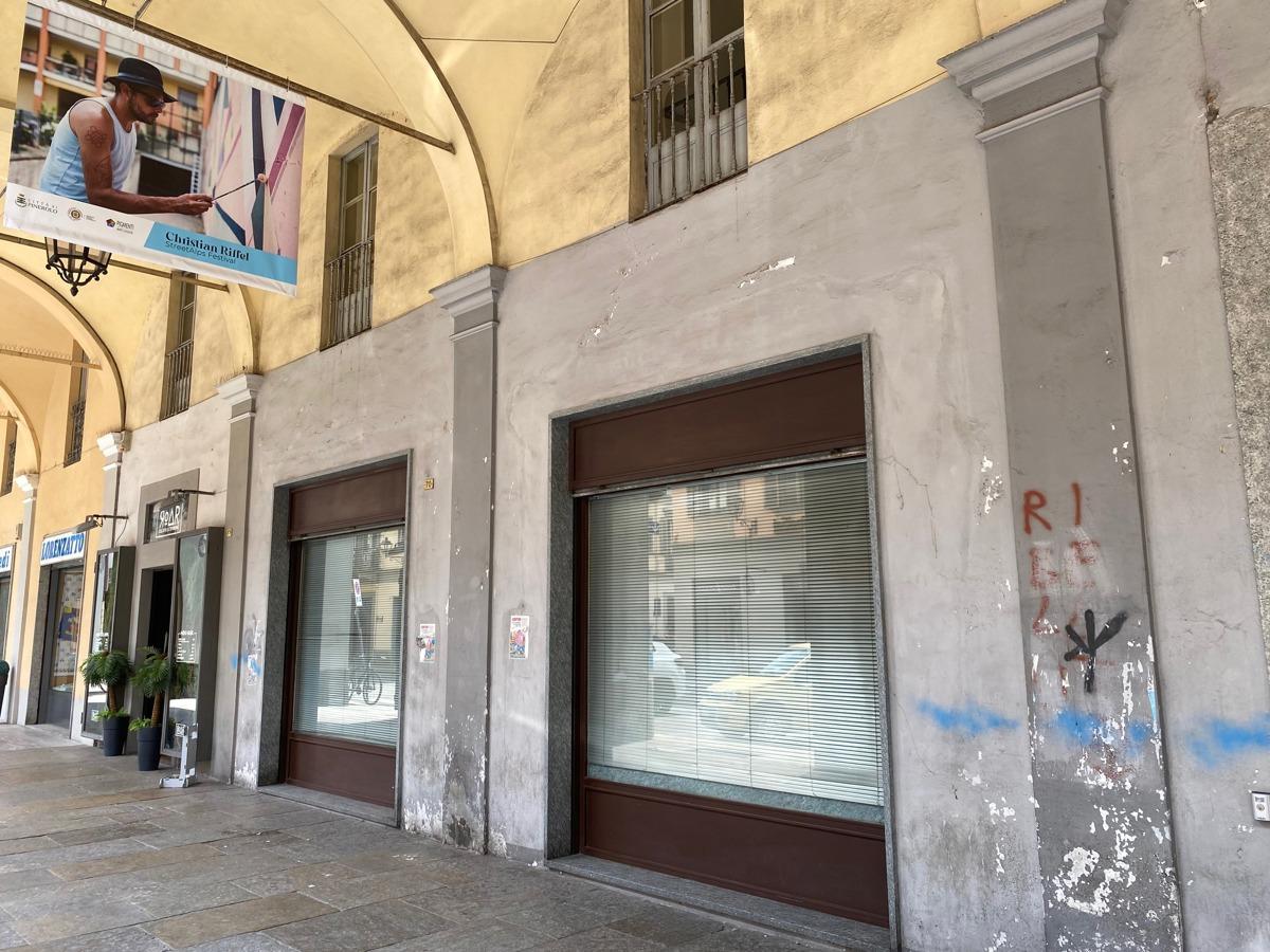 Negozio in vendita a Pinerolo