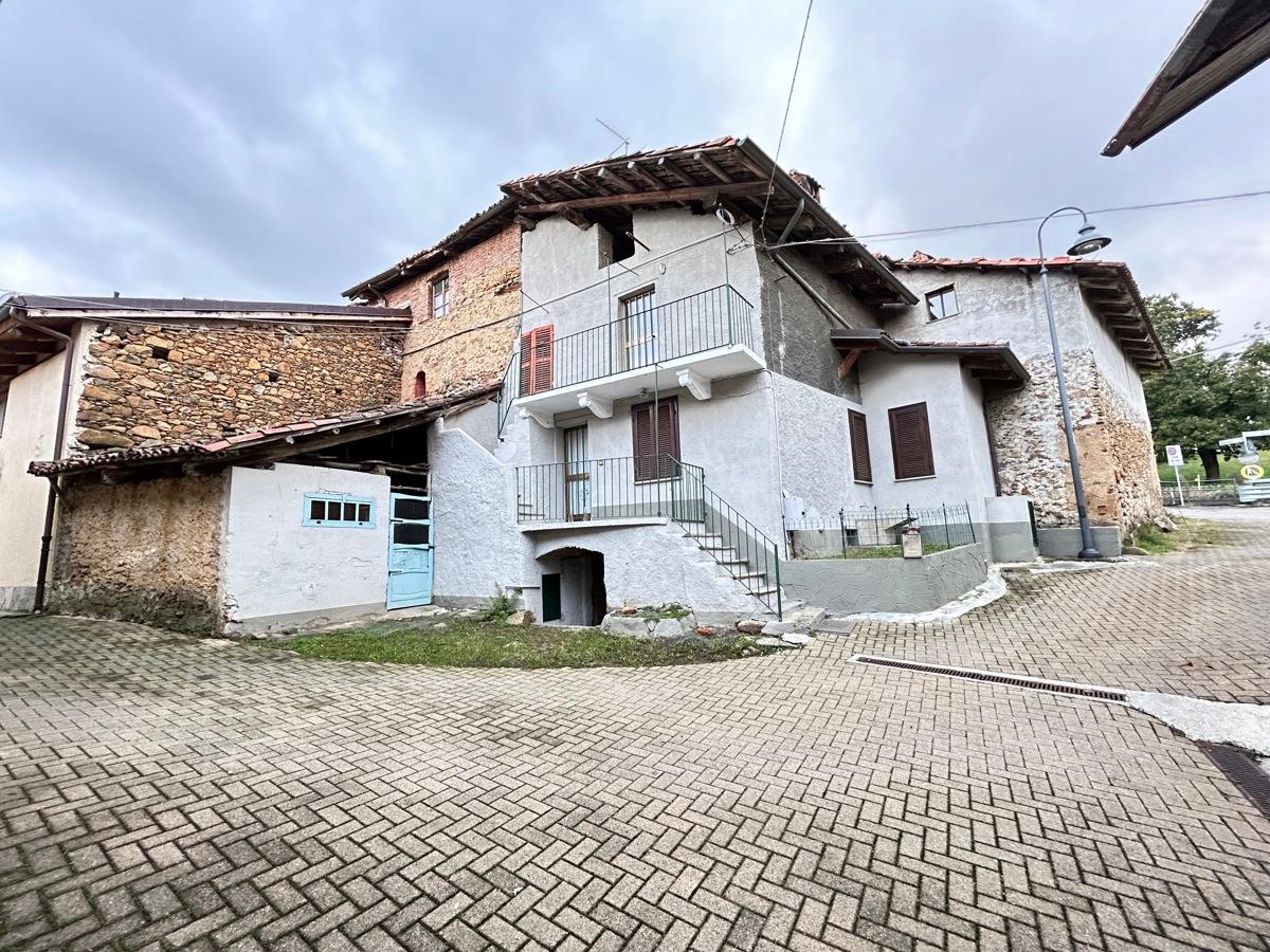 Casa indipendente in vendita a Val Della Torre