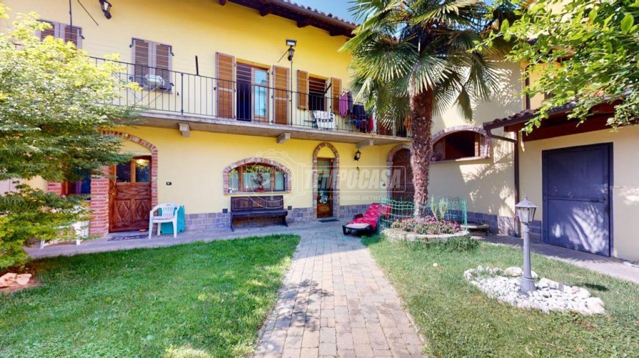 Villa a schiera in vendita a Bra