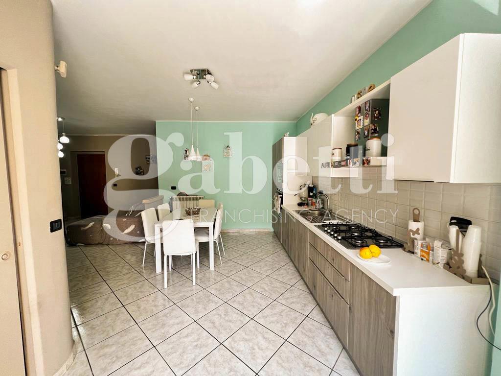 Appartamento in vendita a Orta Di Atella