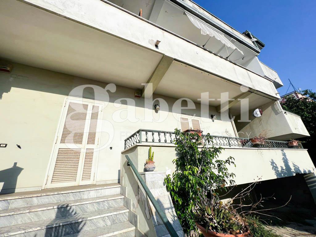 Appartamento in vendita a Orta Di Atella