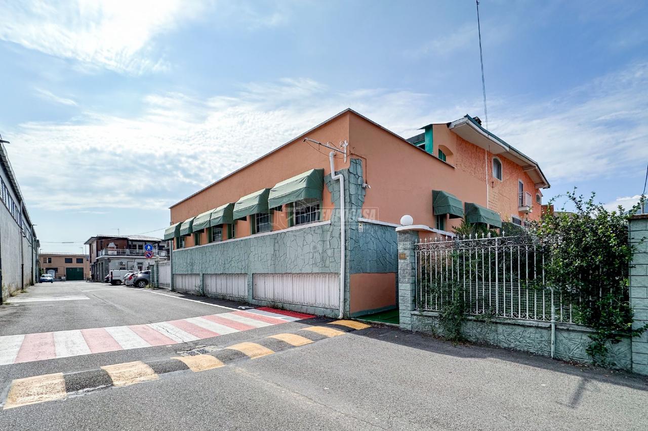 Palazzo in vendita a Bruino