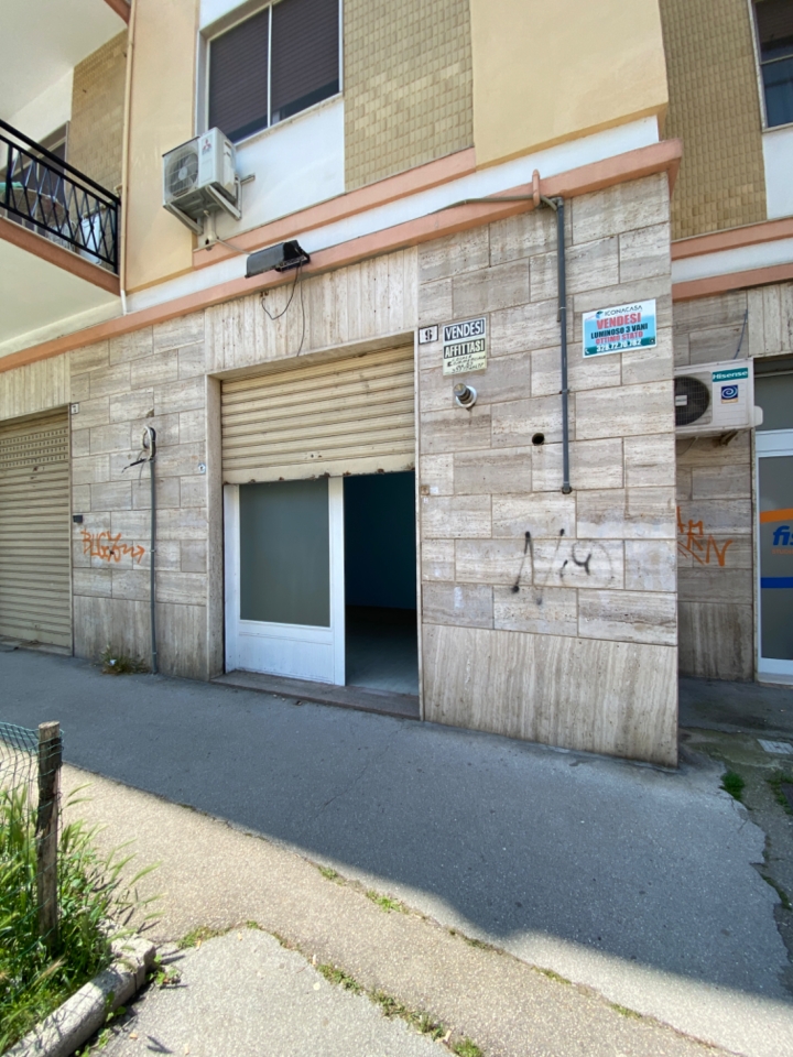 Negozio in vendita a Foggia