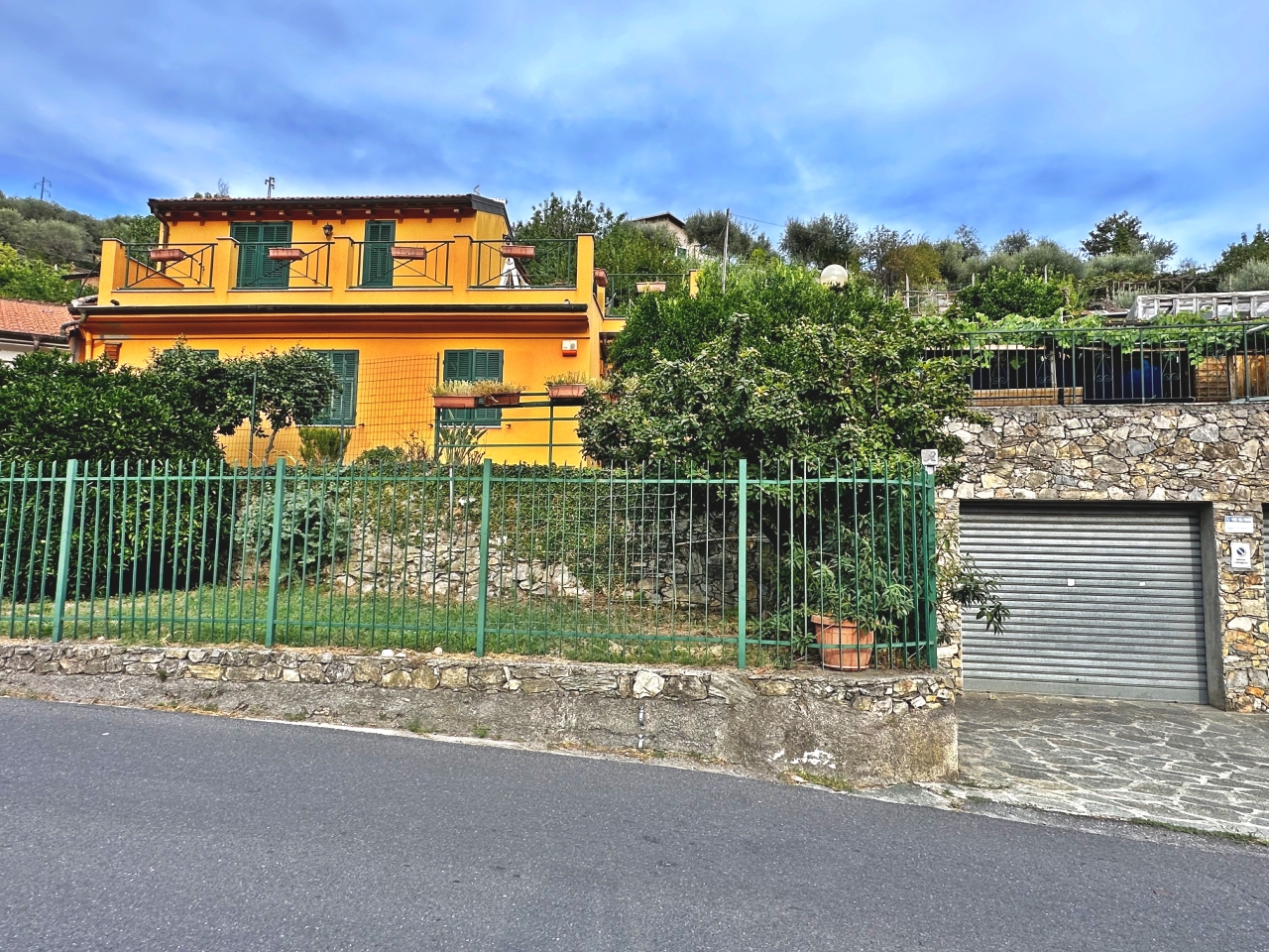 Villa unifamiliare in vendita a Finale Ligure