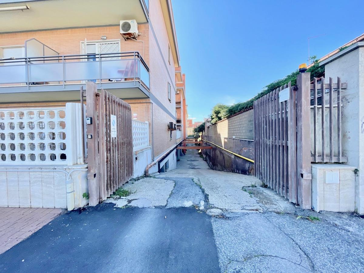 Box in vendita a Roma