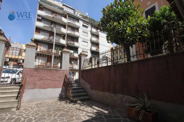 Negozio in affitto a Roma