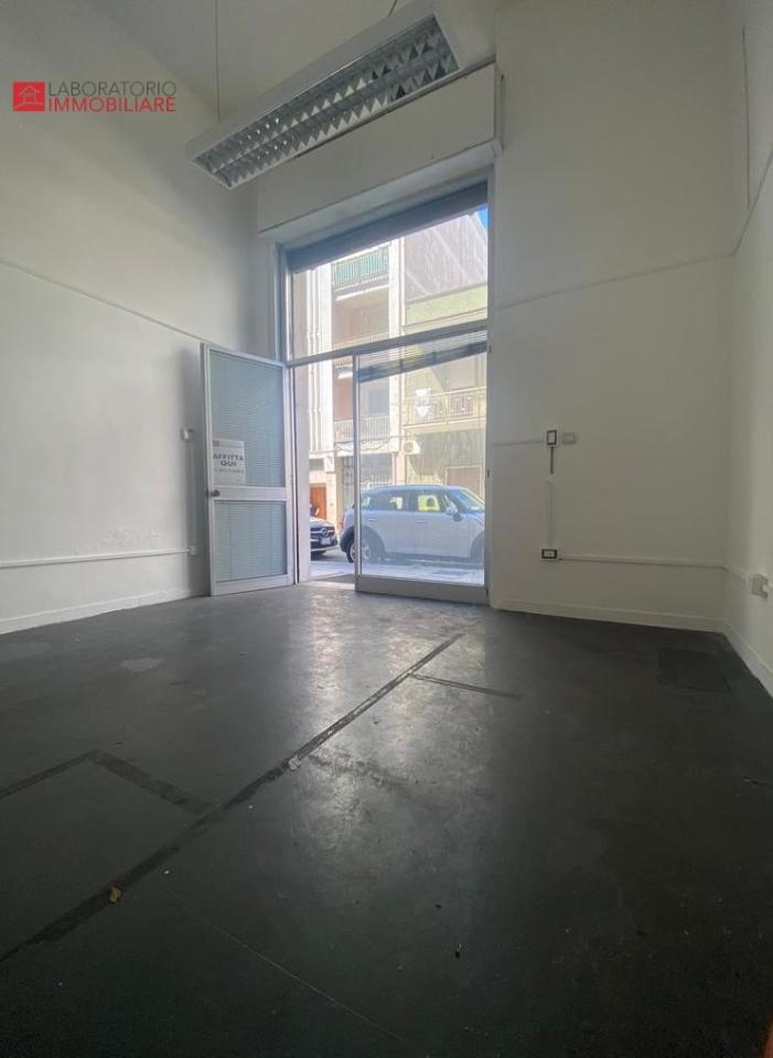 Negozio in affitto a Lecce