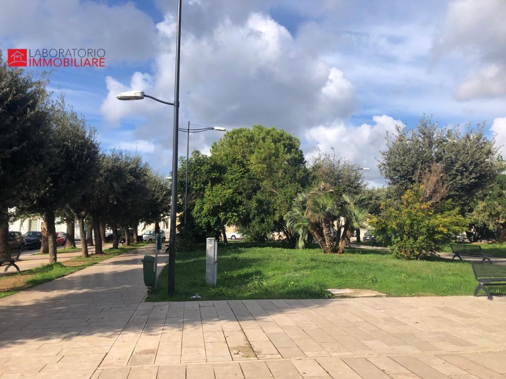 Ufficio in vendita a Campi Salentina