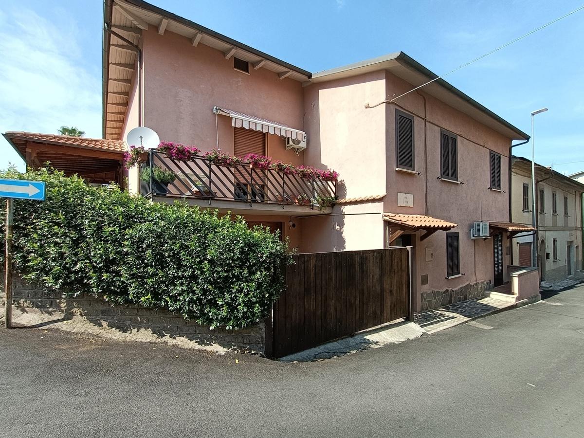 Villa in vendita a Orte