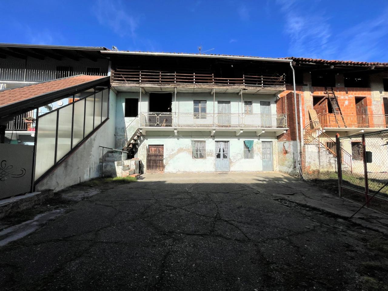 Rustico in vendita a Strambino