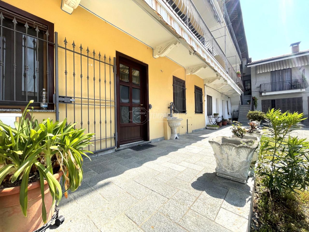 Casa colonica in vendita a Cuceglio