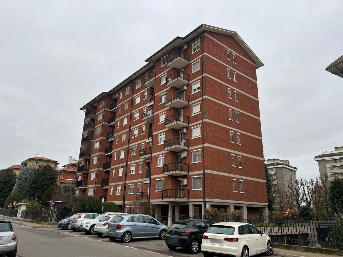 Quadrilocale in Via Antonio Gramsci 15, Opera