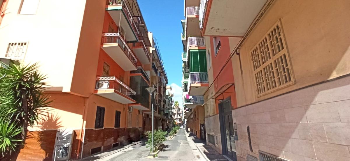 Trilocale in Via Liberta' IV Traversa a Destra 3, Portici