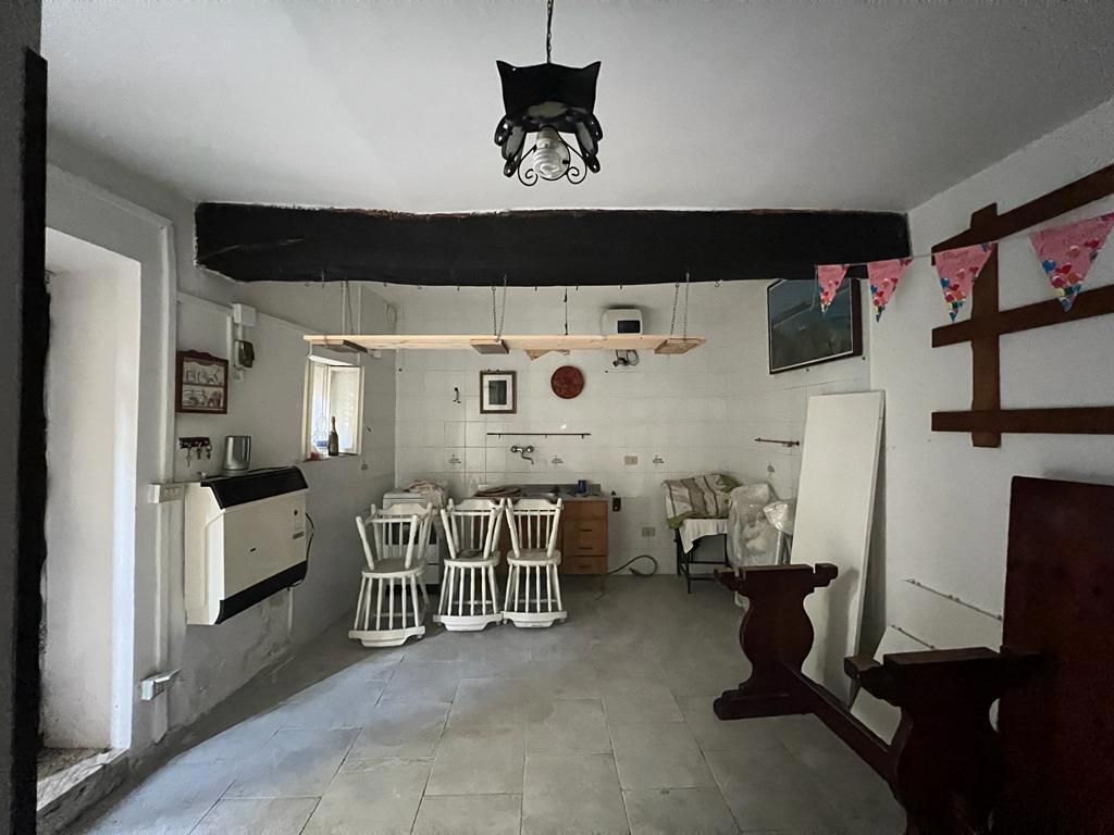 Magazzino in vendita a Mentana