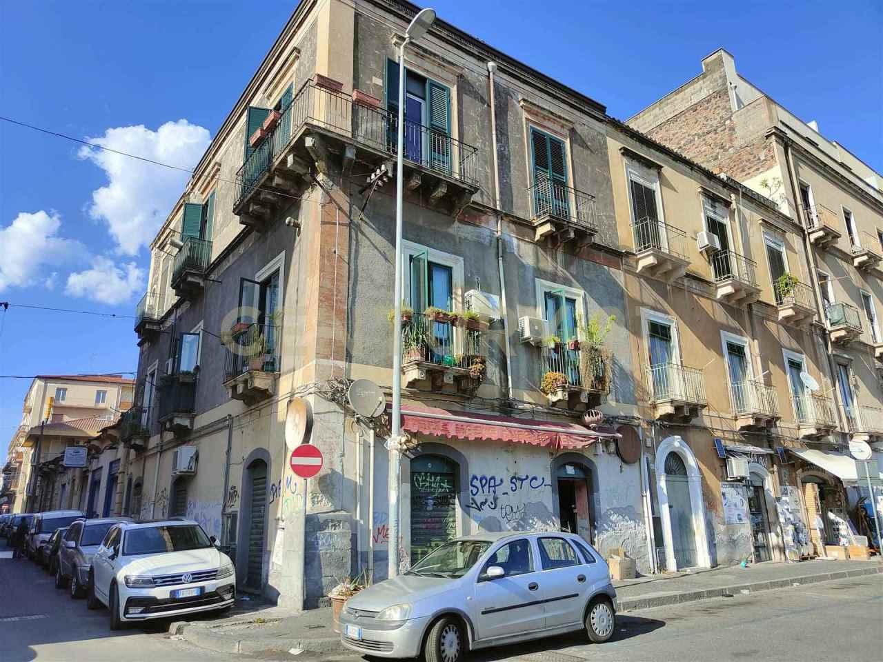 Abbigliamento in vendita a Catania