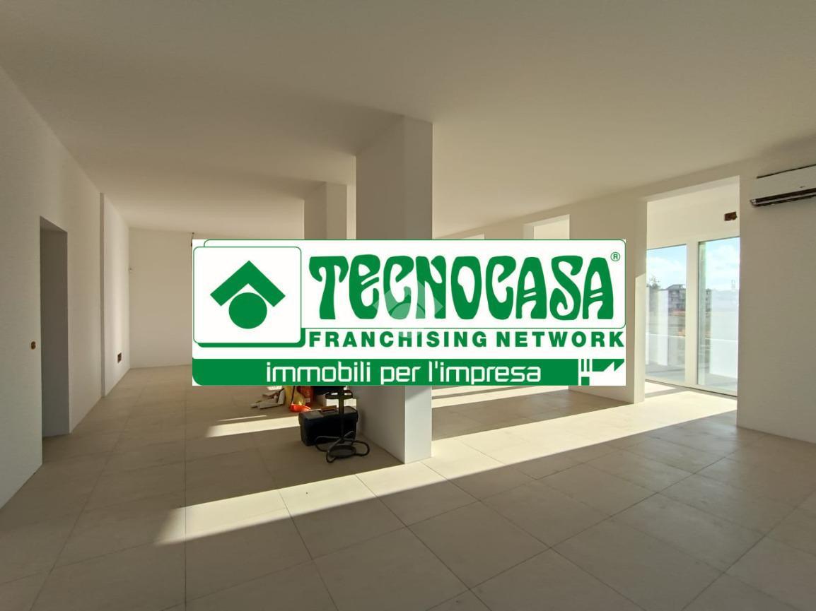 Negozio in vendita a Sesto Fiorentino