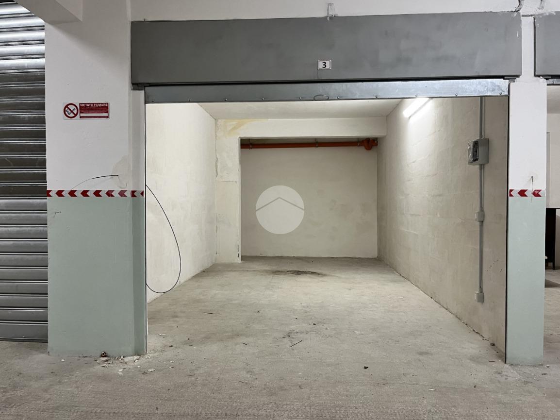 Box in vendita a Palermo