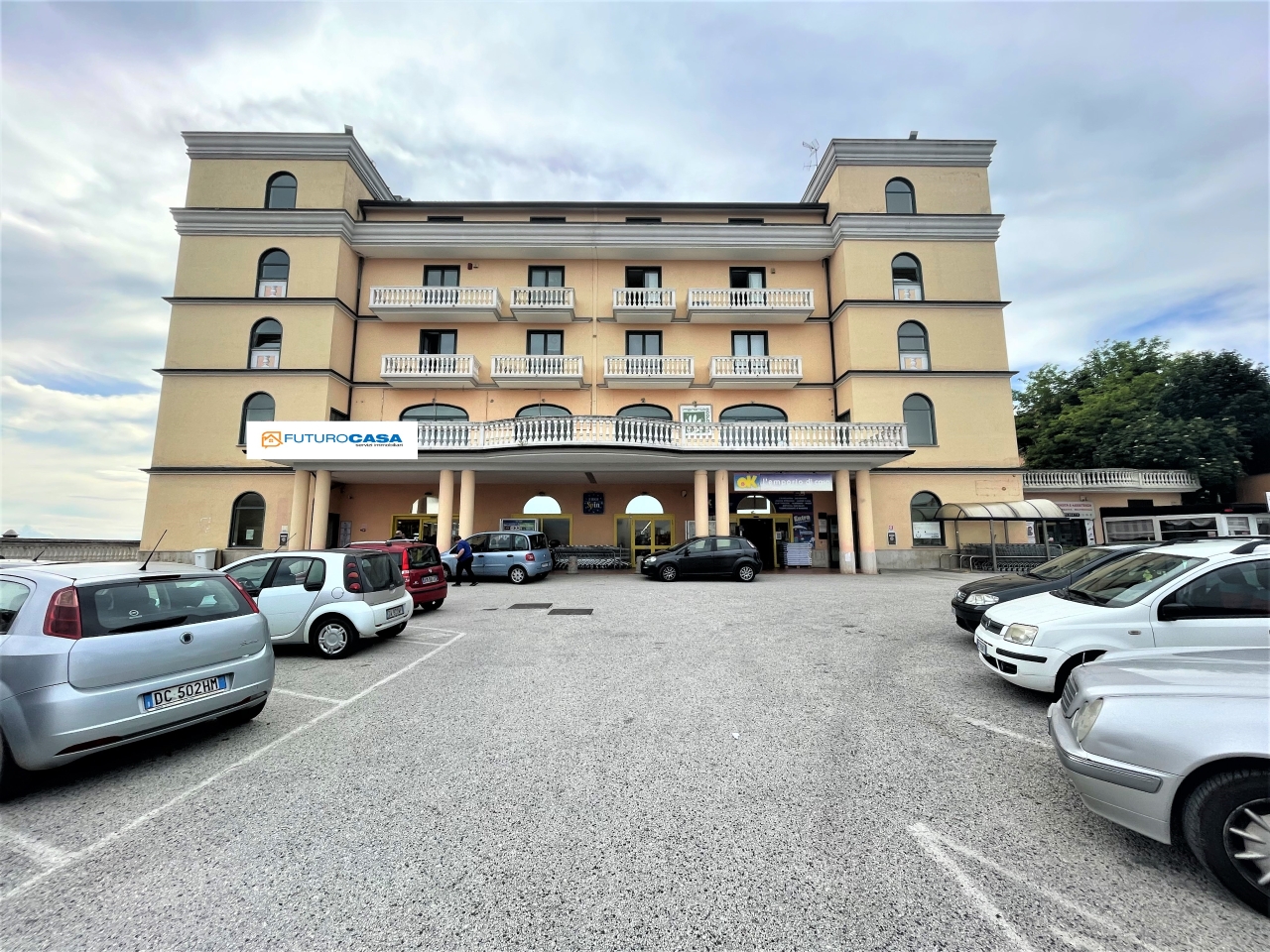 Locale commerciale in vendita a Ariano Irpino