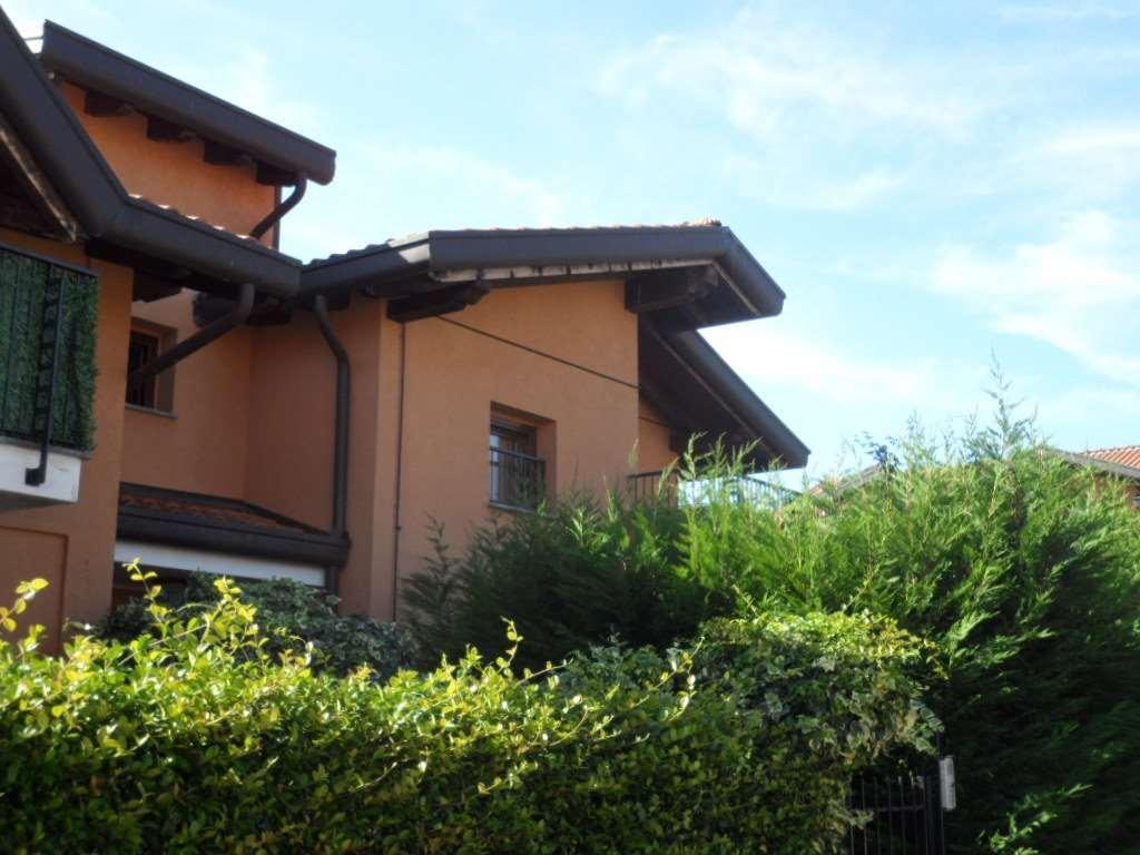 Appartamento in vendita a Limido Comasco