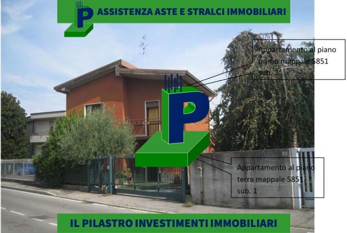 Villa bifamiliare in vendita a Mariano Comense