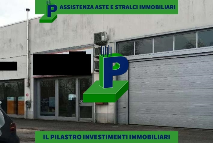 Capannone in vendita a Olgiate Comasco