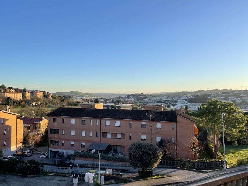 Appartamento in vendita a Ancona